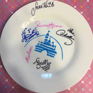 What Will Disney Characters Autograph? 20+ Creative Ideas - Pixie ...